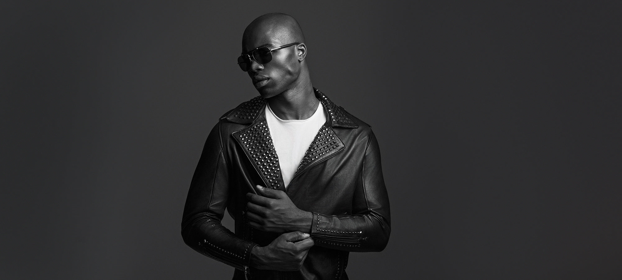 Ron Tomson | Mens Designer Clothing - Fashion Forward