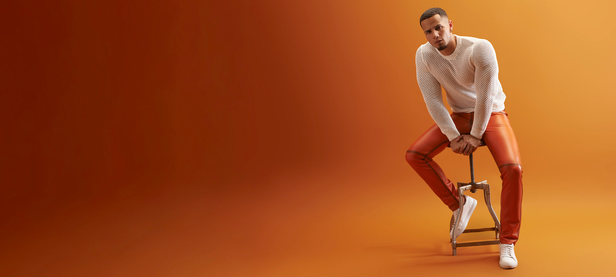 Ron Tomson | Mens Designer Clothing - Fashion Forward